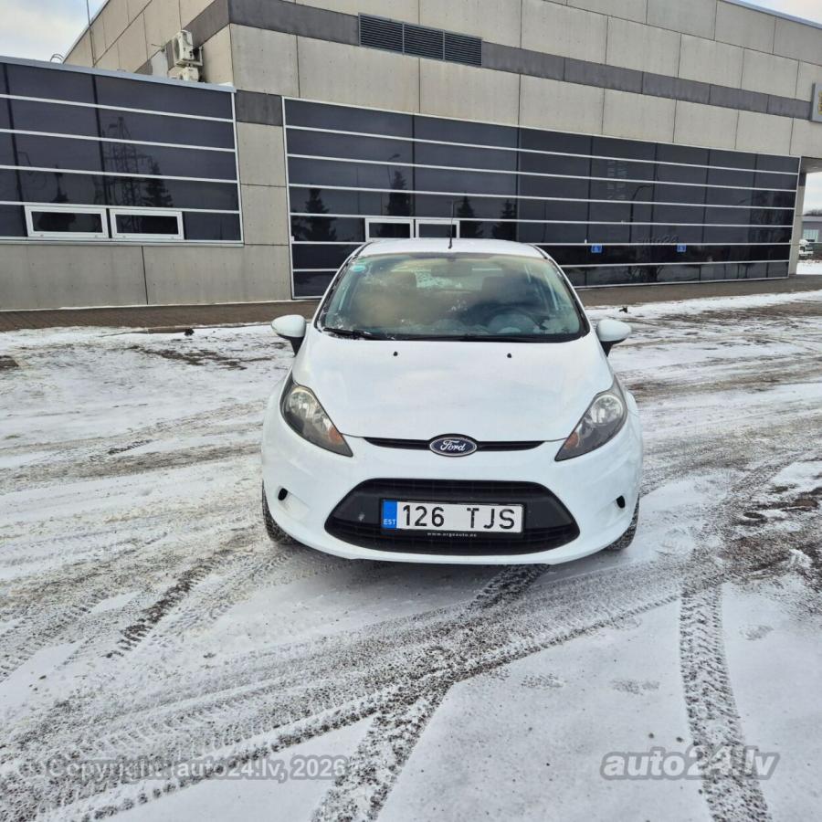 Balts Ford Fiesta 2009 Tartu, ar dzinēja tilpumu 1.60 L un nobraukumu 267 tūkst. km par 2200 €, foto 2 vietnē AUTOMOTO.COM.LV