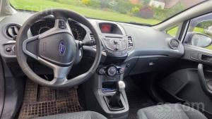 Balts Ford Fiesta 2009 Tukums, ar dzinēja tilpumu 1.40 L un nobraukumu 239 tūkst. km par 900 €, foto 10 vietnē AUTOMOTO.COM.LV