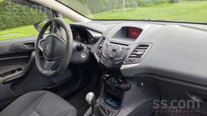 Balts Ford Fiesta 2009 Tukums, ar dzinēja tilpumu 1.40 L un nobraukumu 239 tūkst. km par 900 €, foto 12 vietnē AUTOMOTO.COM.LV