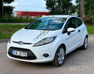 Balts Ford Fiesta 2009 Rīga, ar dzinēja tilpumu 1.30 L un nobraukumu 239 tūkst. km par 1490 €, foto 3 vietnē AUTOMOTO.COM.LV