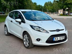Balts Ford Fiesta 2009 Rīga, ar dzinēja tilpumu 1.30 L un nobraukumu 239 tūkst. km par 1490 €, foto 6 vietnē AUTOMOTO.COM.LV