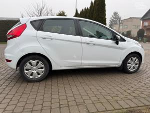 Balts Ford Fiesta 2010 Kauņa, ar dzinēja tilpumu 1.20 L un nobraukumu 200 tūkst. km par 2500 €, foto 7 vietnē AUTOMOTO.COM.LV