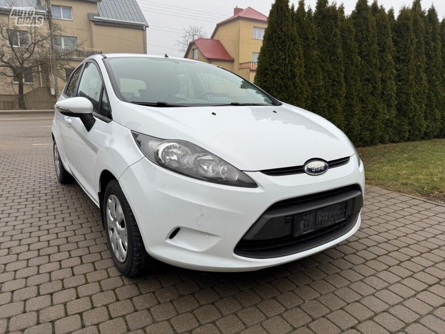 Balts Ford Fiesta 2010 Kauņa, ar dzinēja tilpumu 1.20 L un nobraukumu 200 tūkst. km par 2500 €, foto 31 vietnē AUTOMOTO.COM.LV