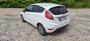 Balts Ford Fiesta 2011 Viļņa, ar dzinēja tilpumu 1.40 L un nobraukumu 250 tūkst. km par 1300 €, foto 12 vietnē AUTOMOTO.COM.LV