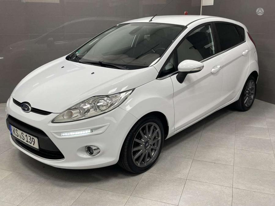 Balts Ford Fiesta 2011 Marijampole, ar dzinēja tilpumu 1.40 L un nobraukumu 191 tūkst. km par 3750 €, foto 1 vietnē AUTOMOTO.COM.LV