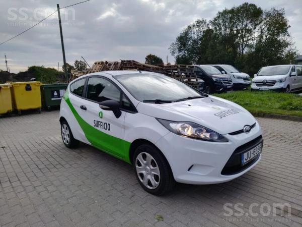 White Ford Fiesta 2011 in Riga, with an engine capacity of 1.40 L and mileage of 192 thousand km for 2700 €, photo 3 on AUTOMOTO.COM.LV