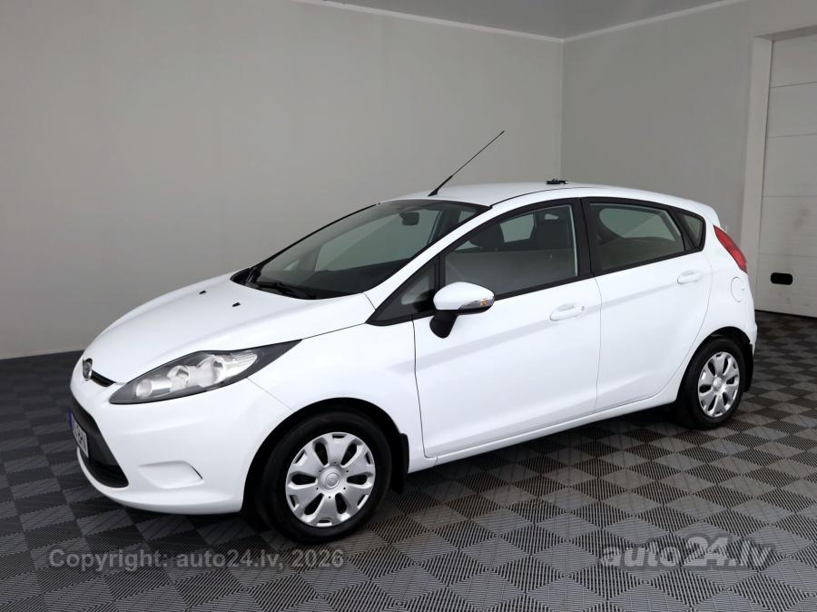 Balts Ford Fiesta 2012 Tallina, ar dzinēja tilpumu 1.20 L un nobraukumu 149 tūkst. km par 2299 €, foto 3 vietnē AUTOMOTO.COM.LV