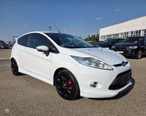 White Ford Fiesta 2012 in Marijampole, with an engine capacity of 1.56 L and mileage of 234 thousand km for 3490 €, photo 6 on AUTOMOTO.COM.LV