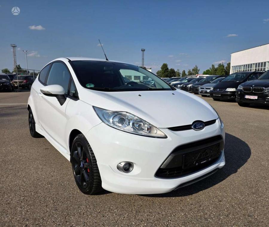 White Ford Fiesta 2012 in Marijampole, with an engine capacity of 1.56 L and mileage of 234 thousand km for 3490 €, photo 8 on AUTOMOTO.COM.LV