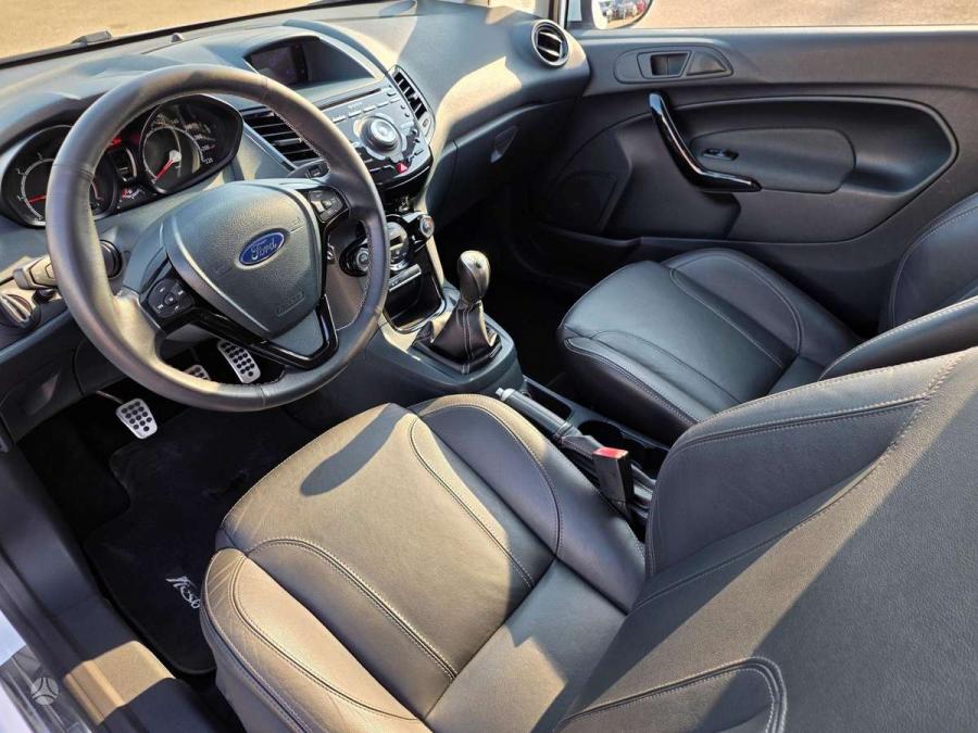 White Ford Fiesta 2012 in Marijampole, with an engine capacity of 1.56 L and mileage of 234 thousand km for 3490 €, photo 21 on AUTOMOTO.COM.LV