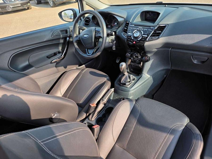 White Ford Fiesta 2012 in Marijampole, with an engine capacity of 1.56 L and mileage of 234 thousand km for 3490 €, photo 28 on AUTOMOTO.COM.LV
