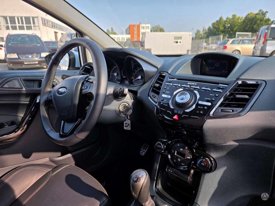 White Ford Fiesta 2012 in Marijampole, with an engine capacity of 1.56 L and mileage of 234 thousand km for 3490 €, photo 29 on AUTOMOTO.COM.LV