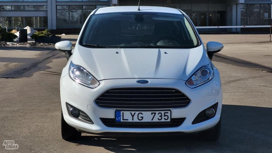 Balts Ford Fiesta 2013 Alīta, ar dzinēja tilpumu 1.60 L un nobraukumu 398 tūkst. km par 1700 €, foto 1 vietnē AUTOMOTO.COM.LV
