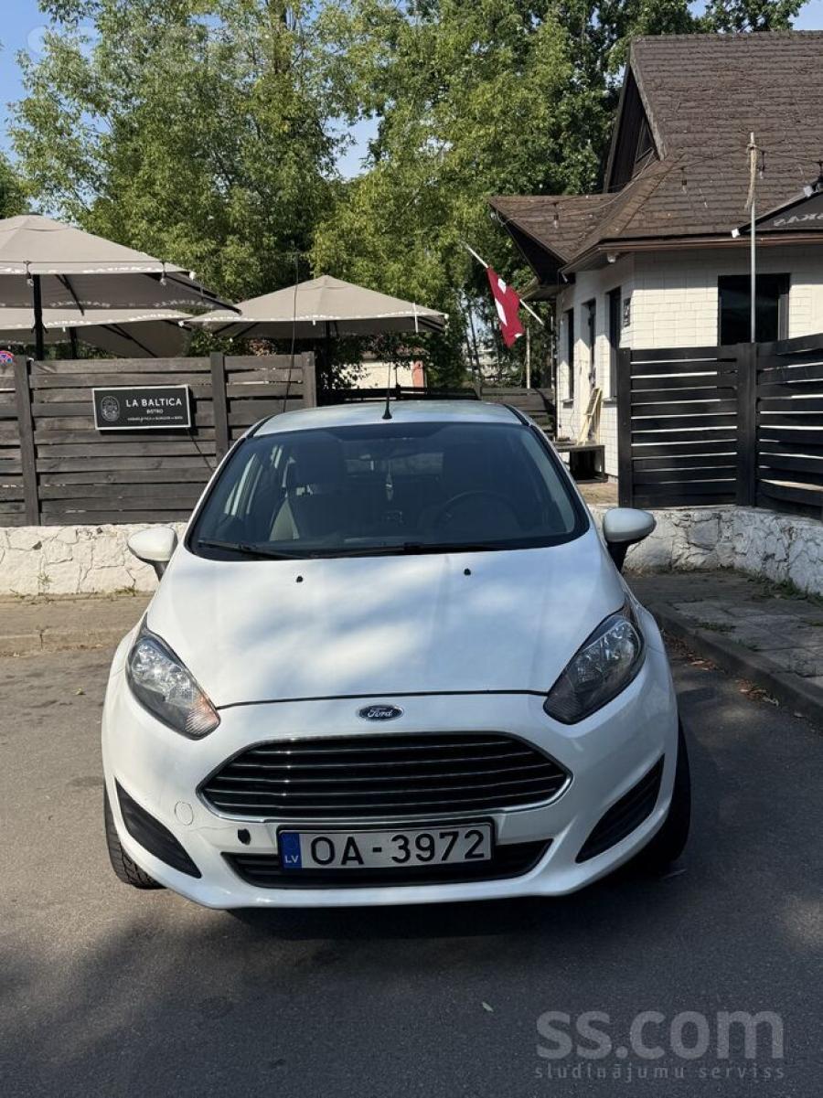 Balts Ford Fiesta 2014 Rīga, ar dzinēja tilpumu 1.40 L un nobraukumu 291 tūkst. km par 2790 €, foto 1 vietnē AUTOMOTO.COM.LV