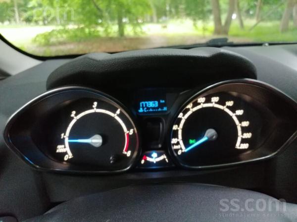 Balts Ford Fiesta 2014 Rīga, ar dzinēja tilpumu 1.50 L un nobraukumu 177 tūkst. km par 3980 €, foto 4 vietnē AUTOMOTO.COM.LV