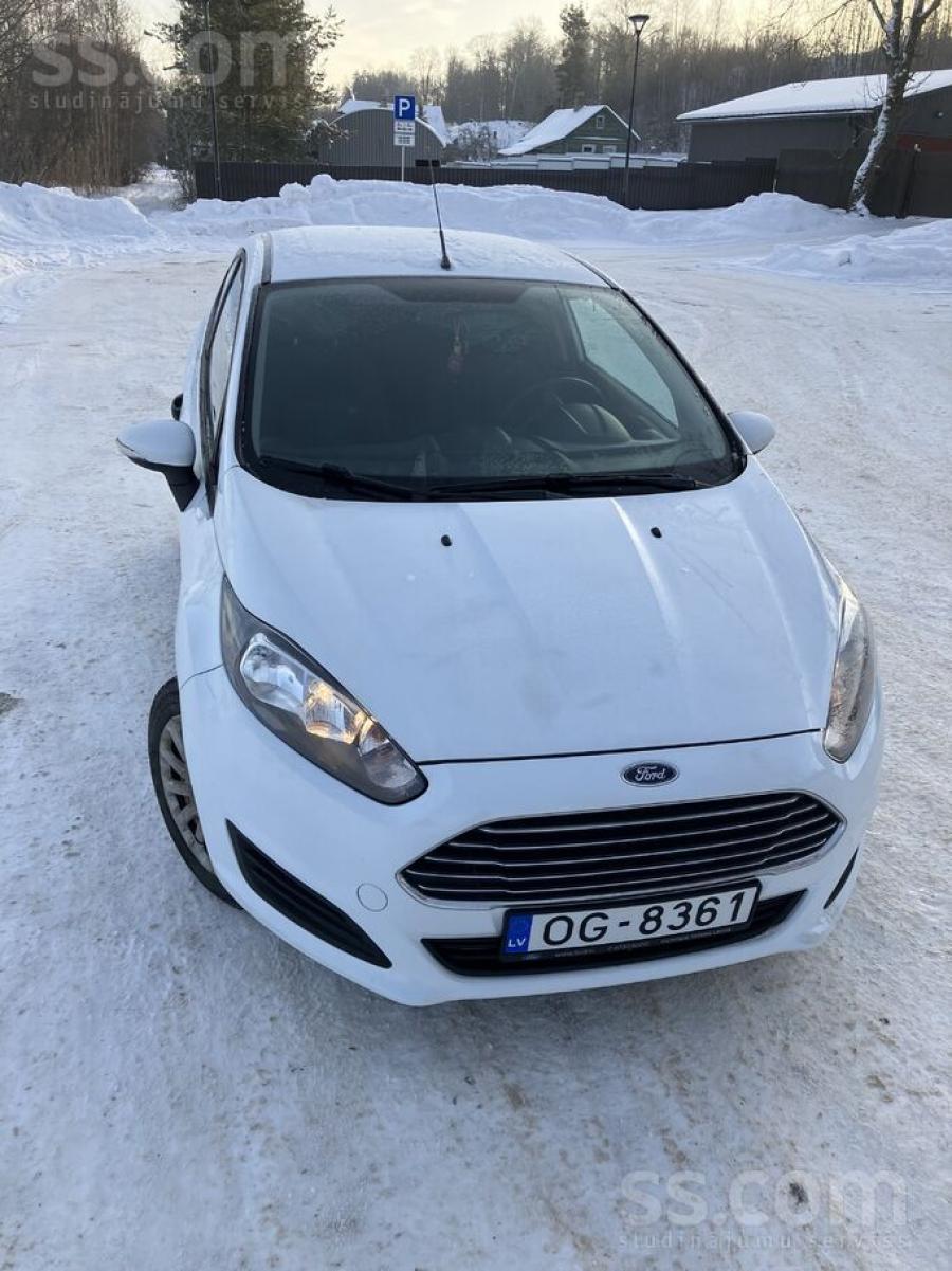 Balts Ford Fiesta 2015 Ludza, ar dzinēja tilpumu 1.50 L un nobraukumu 220 tūkst. km par 3150 €, foto 2 vietnē AUTOMOTO.COM.LV