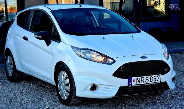 Balts Ford Fiesta 2015 Kretinga, ar dzinēja tilpumu 1.50 L un nobraukumu 133 tūkst. km par 3399 €, foto 1 vietnē AUTOMOTO.COM.LV