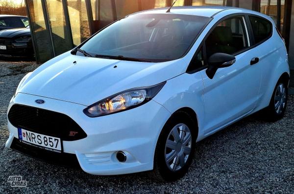 Balts Ford Fiesta 2015 Kretinga, ar dzinēja tilpumu 1.50 L un nobraukumu 133 tūkst. km par 3399 €, foto 6 vietnē AUTOMOTO.COM.LV