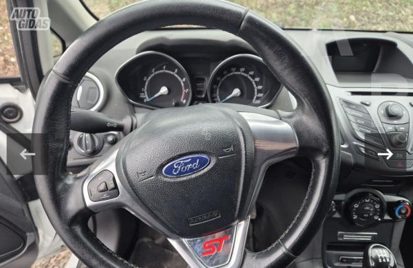 Balts Ford Fiesta 2015 Kauņa, ar dzinēja tilpumu 1.20 L un nobraukumu 256 tūkst. km par 2999 €, foto 7 vietnē AUTOMOTO.COM.LV