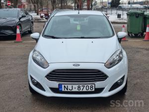 White Ford Fiesta 2015 in Ogre, with an engine capacity of 1.60 L and mileage of 159 thousand km for 3150 €, photo 3 on AUTOMOTO.COM.LV
