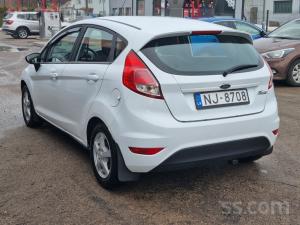 White Ford Fiesta 2015 in Ogre, with an engine capacity of 1.60 L and mileage of 159 thousand km for 3150 €, photo 7 on AUTOMOTO.COM.LV