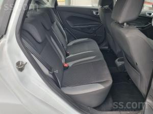 White Ford Fiesta 2015 in Ogre, with an engine capacity of 1.60 L and mileage of 159 thousand km for 3150 €, photo 12 on AUTOMOTO.COM.LV