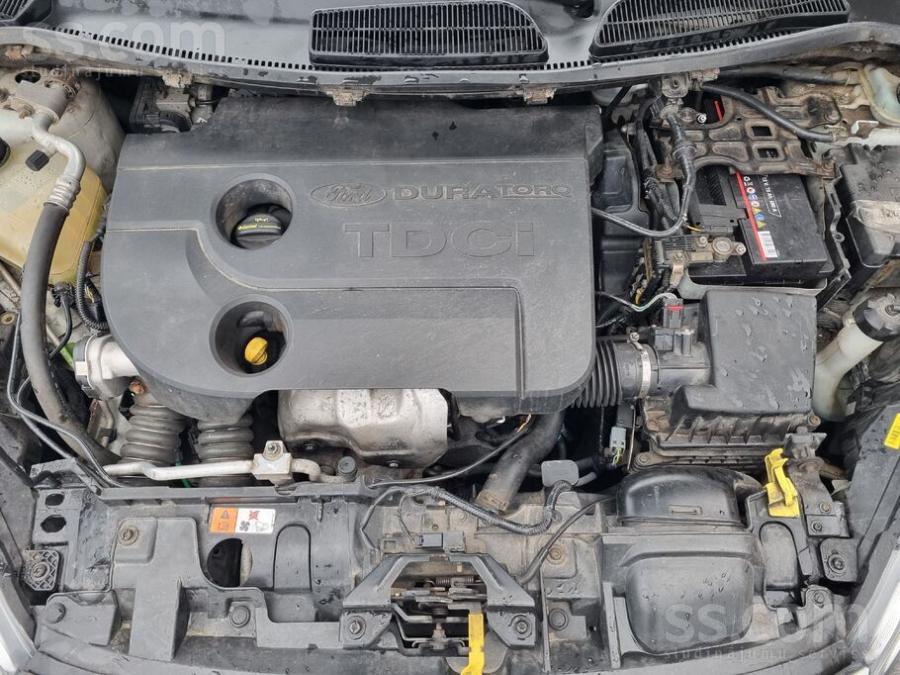 White Ford Fiesta 2015 in Ogre, with an engine capacity of 1.60 L and mileage of 159 thousand km for 3150 €, photo 20 on AUTOMOTO.COM.LV