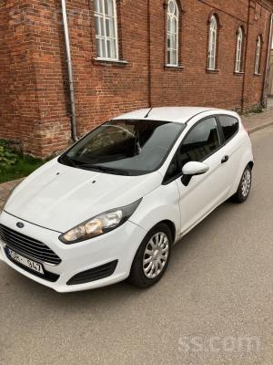 White Ford Fiesta 2015 in Ludza, with an engine capacity of 1.50 L and mileage of 226 thousand km for 3550 €, photo 3 on AUTOMOTO.COM.LV