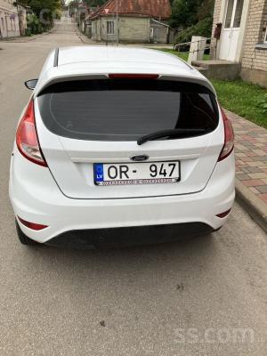 White Ford Fiesta 2015 in Ludza, with an engine capacity of 1.50 L and mileage of 226 thousand km for 3550 €, photo 4 on AUTOMOTO.COM.LV
