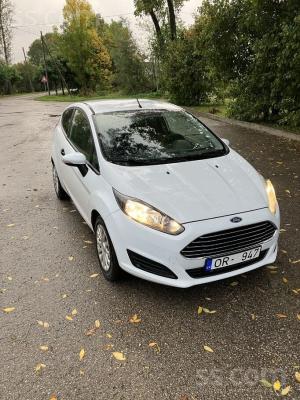 White Ford Fiesta 2015 in Ludza, with an engine capacity of 1.50 L and mileage of 225 thousand km for 3195 €, photo 3 on AUTOMOTO.COM.LV