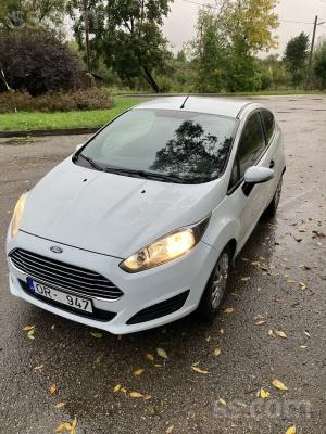 White Ford Fiesta 2015 in Ludza, with an engine capacity of 1.50 L and mileage of 225 thousand km for 3195 €, photo 4 on AUTOMOTO.COM.LV