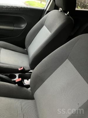 White Ford Fiesta 2015 in Ludza, with an engine capacity of 1.50 L and mileage of 225 thousand km for 3195 €, photo 11 on AUTOMOTO.COM.LV