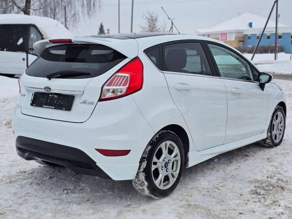 Balts Ford Fiesta 2016 Rokiškis, ar dzinēja tilpumu 1.00 L un nobraukumu 85 tūkst. km par 3850 €, foto 7 vietnē AUTOMOTO.COM.LV
