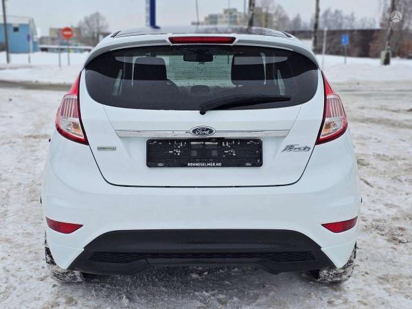Balts Ford Fiesta 2016 Rokiškis, ar dzinēja tilpumu 1.00 L un nobraukumu 85 tūkst. km par 3850 €, foto 9 vietnē AUTOMOTO.COM.LV