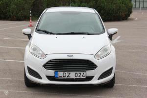 White Ford Fiesta 2016 in Siauliai, with an engine capacity of 1.60 L and mileage of 61 thousand km for 6800 €, photo 3 on AUTOMOTO.COM.LV