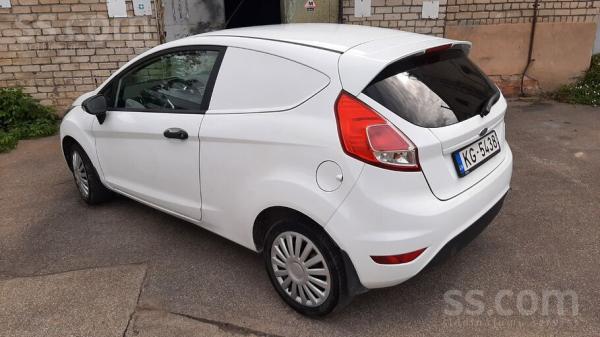 White Ford Fiesta 2016 in Riga, with an engine capacity of 1.20 L and mileage of 136 thousand km for 3290 €, photo 2 on AUTOMOTO.COM.LV