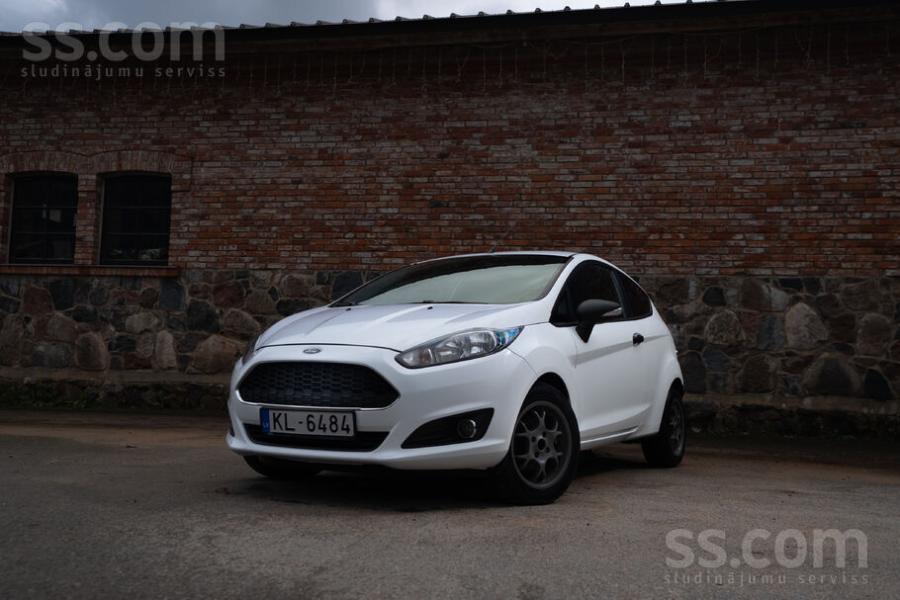 White Ford Fiesta 2016 in Riga, with an engine capacity of 1.50 L and mileage of 253 thousand km for 3500 €, photo 9 on AUTOMOTO.COM.LV