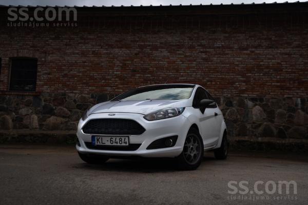 White Ford Fiesta 2016 in Riga, with an engine capacity of 1.50 L and mileage of 253 thousand km for 3500 €, photo 10 on AUTOMOTO.COM.LV