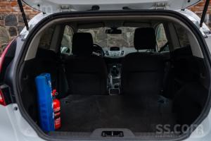 White Ford Fiesta 2016 in Riga, with an engine capacity of 1.50 L and mileage of 253 thousand km for 3500 €, photo 14 on AUTOMOTO.COM.LV