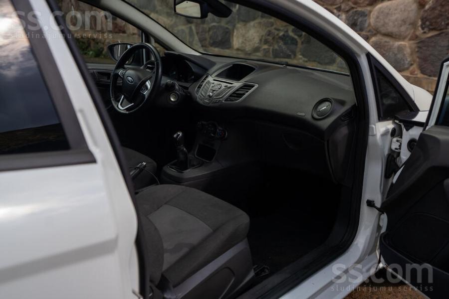 White Ford Fiesta 2016 in Riga, with an engine capacity of 1.50 L and mileage of 253 thousand km for 3500 €, photo 21 on AUTOMOTO.COM.LV