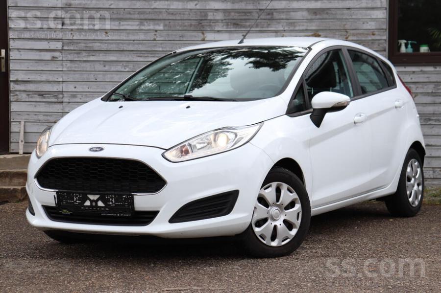 Balts Ford Fiesta 2016 Valmiera, ar dzinēja tilpumu 1.50 L un nobraukumu 225 tūkst. km par 4950 €, foto 1 vietnē AUTOMOTO.COM.LV