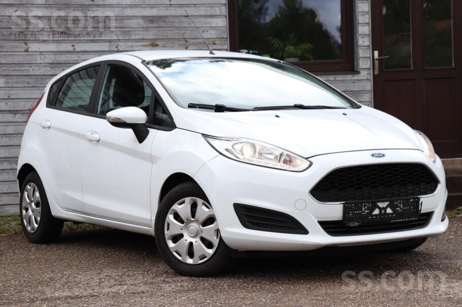 Balts Ford Fiesta 2016 Valmiera, ar dzinēja tilpumu 1.50 L un nobraukumu 225 tūkst. km par 4950 €, foto 3 vietnē AUTOMOTO.COM.LV
