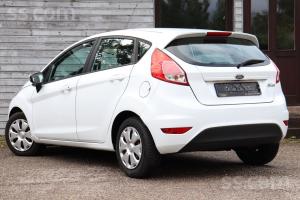 Balts Ford Fiesta 2016 Valmiera, ar dzinēja tilpumu 1.50 L un nobraukumu 225 tūkst. km par 4950 €, foto 5 vietnē AUTOMOTO.COM.LV