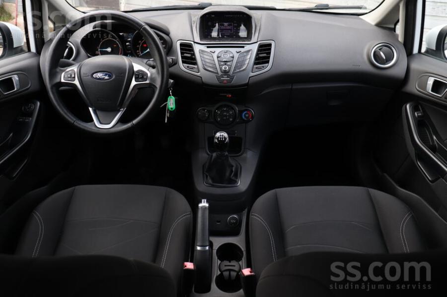 Balts Ford Fiesta 2016 Valmiera, ar dzinēja tilpumu 1.50 L un nobraukumu 225 tūkst. km par 4950 €, foto 12 vietnē AUTOMOTO.COM.LV