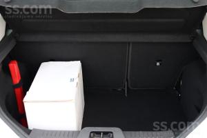 Balts Ford Fiesta 2016 Valmiera, ar dzinēja tilpumu 1.50 L un nobraukumu 225 tūkst. km par 4950 €, foto 25 vietnē AUTOMOTO.COM.LV