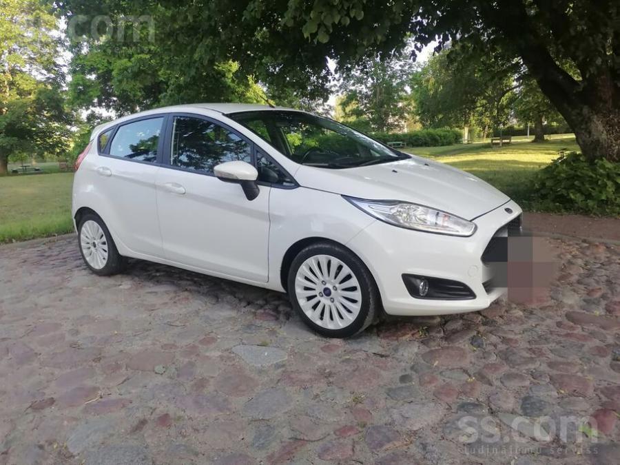White Ford Fiesta 2017 in Kuldiga, with an engine capacity of 1.50 L and mileage of 85 thousand km for 5200 €, photo 4 on AUTOMOTO.COM.LV