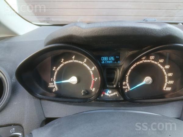 Balts Ford Fiesta 2017 Rīga, ar dzinēja tilpumu 1.20 L un nobraukumu 88 tūkst. km par 4500 €, foto 7 vietnē AUTOMOTO.COM.LV