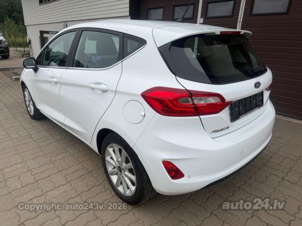 White Ford Fiesta 2017 in Voru, with an engine capacity of 1.00 L and mileage of 83 thousand km for 7490 €, photo 3 on AUTOMOTO.COM.LV