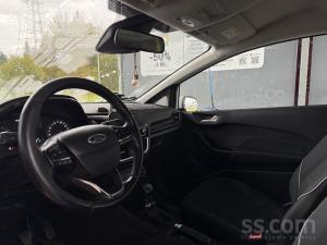 White Ford Fiesta 2017 in Valmiera, with an engine capacity of 1.50 L and mileage of 131 thousand km for 3900 €, photo 7 on AUTOMOTO.COM.LV