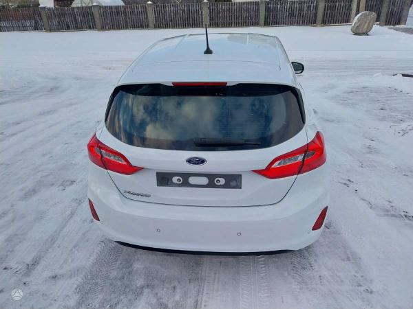 White Ford Fiesta 2018 in Marijampole, with an engine capacity of 1.08 L and mileage of 105 thousand km for 6699 €, photo 3 on AUTOMOTO.COM.LV